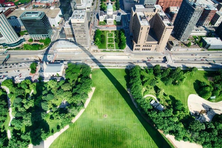 St. Louis Weekend Trip: An Adventurous 3-Day Itinerary - The Homebody ...