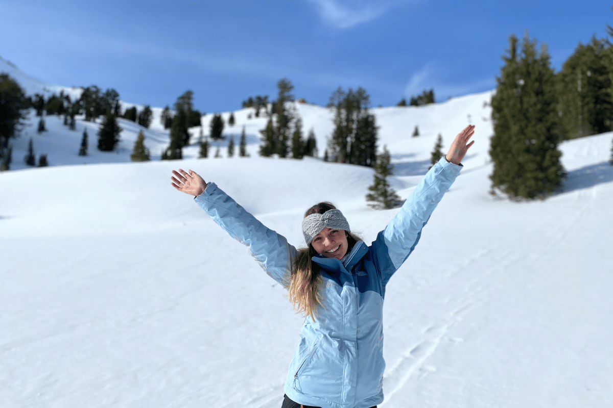 31+ of the BEST Outdoor Clothing Brands for Women - The Homebody Tourist