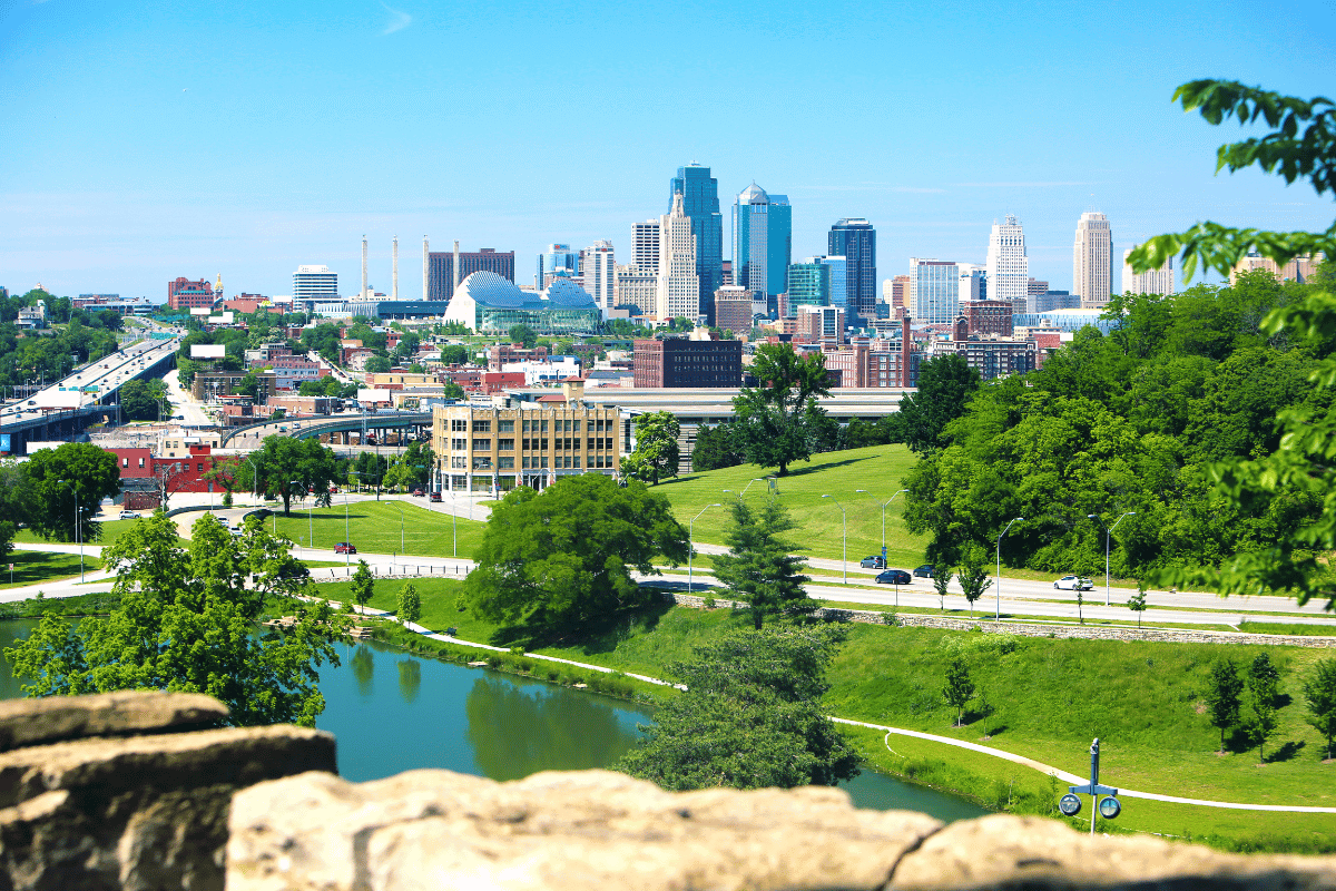 10 of the Most Dog-Friendly Cities in the USA - The Homebody Tourist