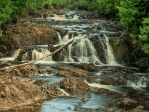 Waterfalls in Wisconsin: A Magical Road Trip Loop - The Homebody Tourist