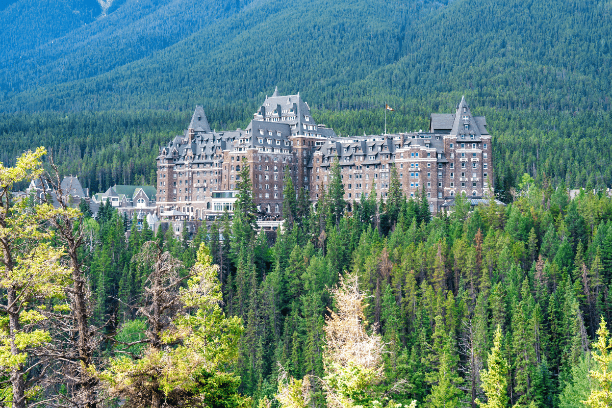 Where to Stay In and Near Banff: Best Areas, Pros & Cons, and Hotel ...